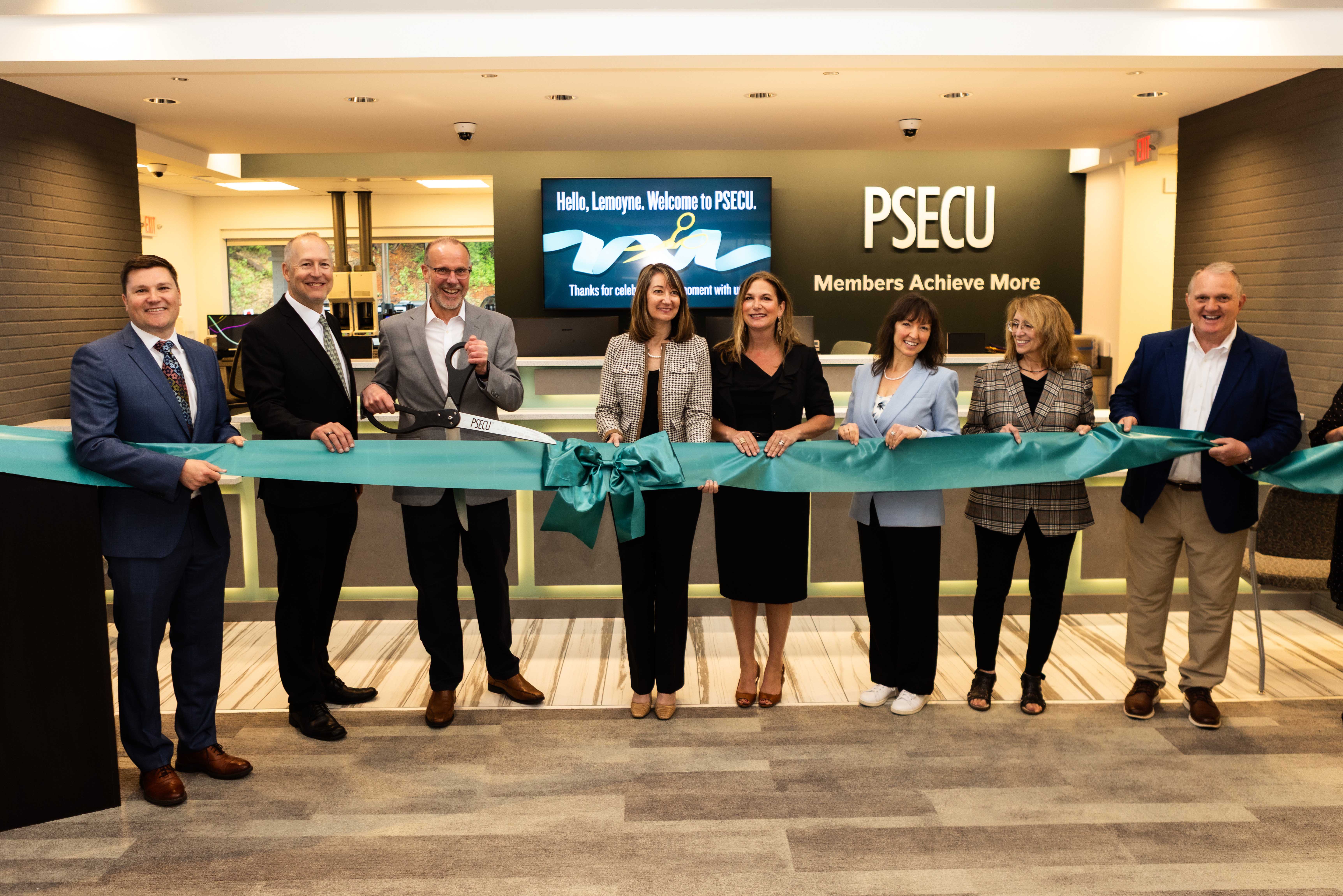 PSECU Opens First Full-Service Branch in Lemoyne